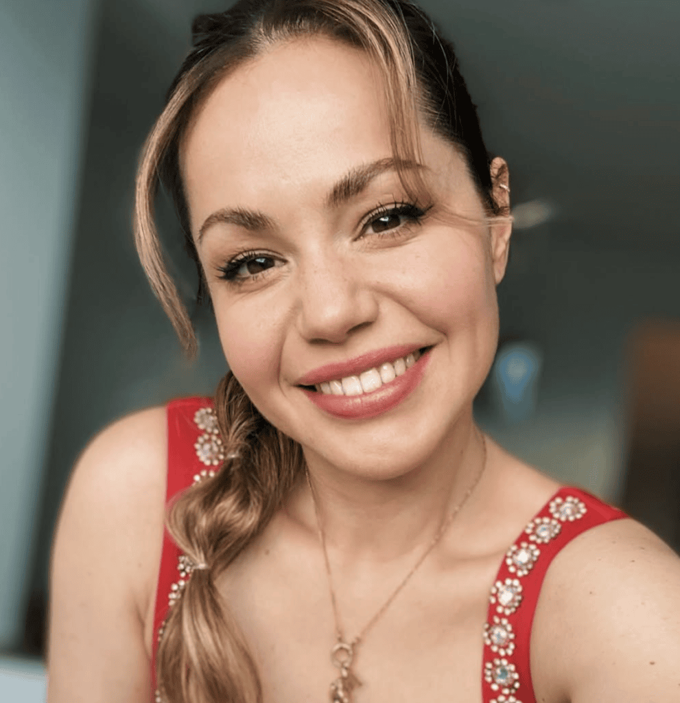 Christina Hänni spricht über ihr "Lets Dance" aus! | Starzip