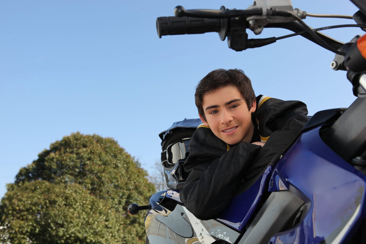 Welches Motorrad darf man mit 16 fahren? A1 erklärt | Starzip
